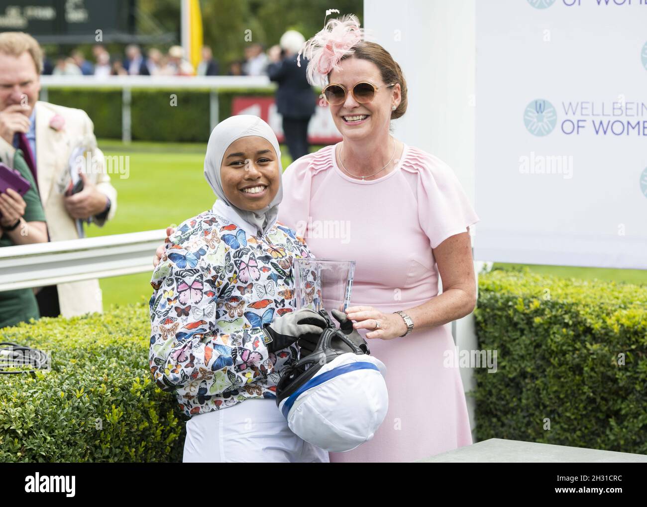 Magnolia cup goodwood racecourse hi-res stock photography and images ...