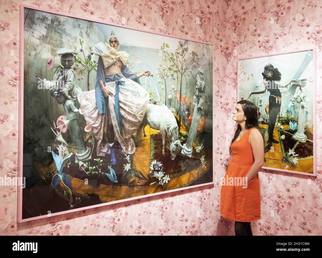 Tim Walker: Wonderful Things Exhibition at the V&A Museum, London ...