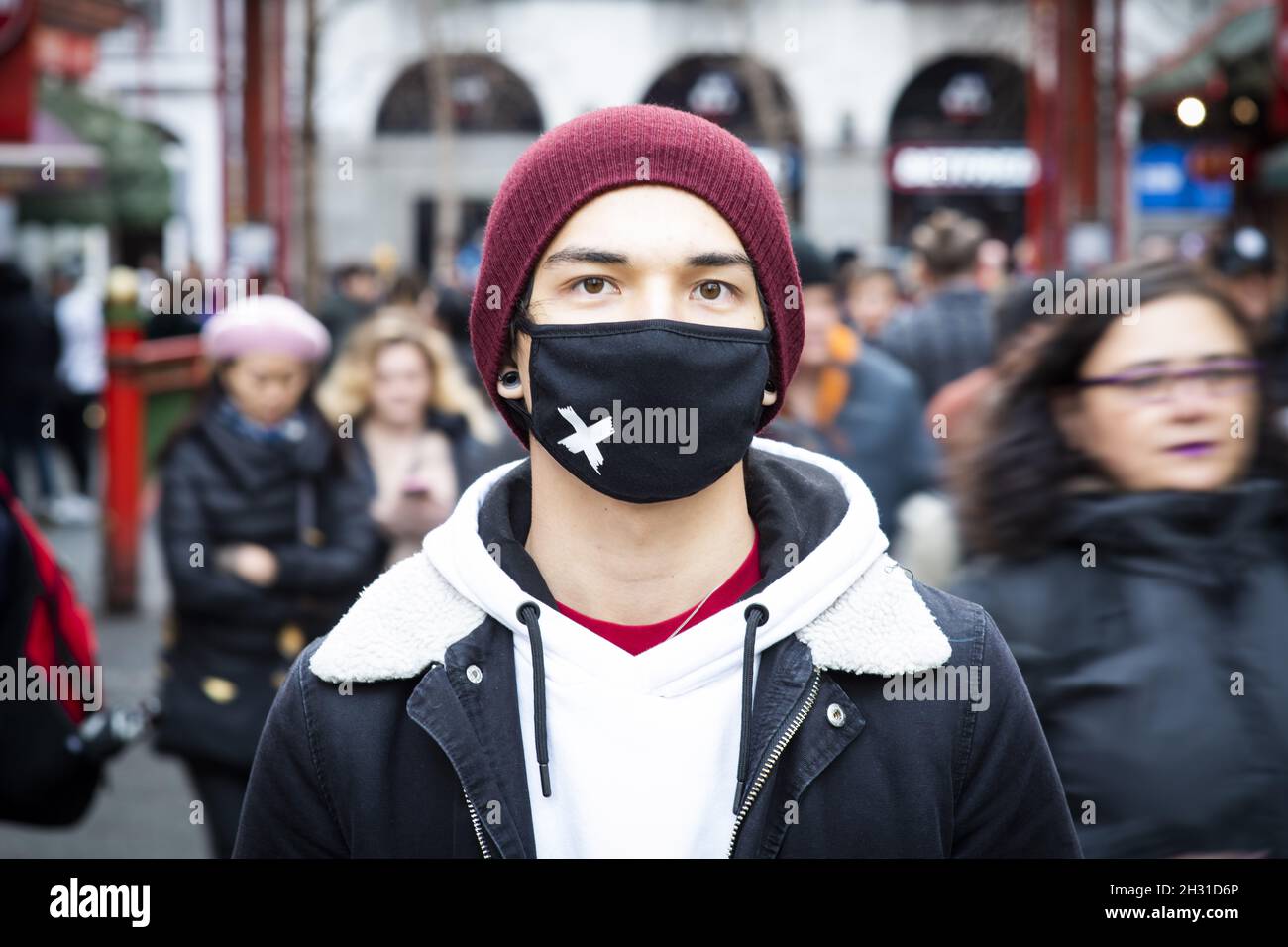 Chinese man headshot portraits hi-res stock photography and images - Alamy