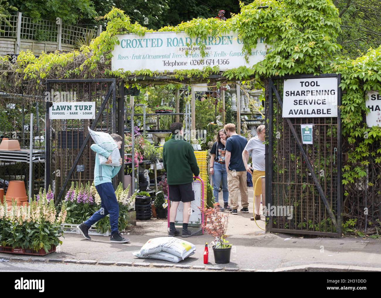 Croxted hi-res stock photography and images - Alamy