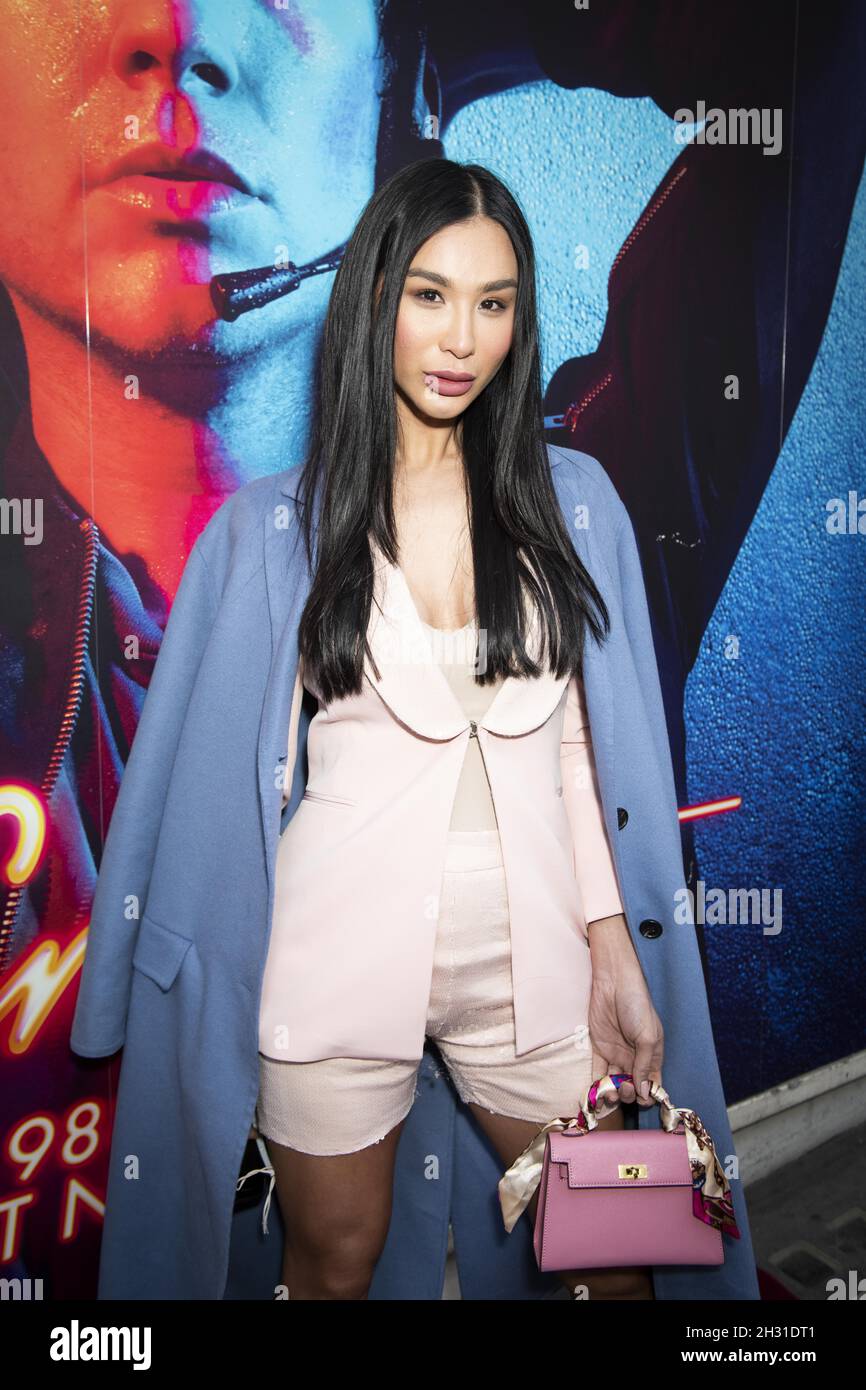 Kacey Coleen arrives at the opening night of Cruise the play at the ...