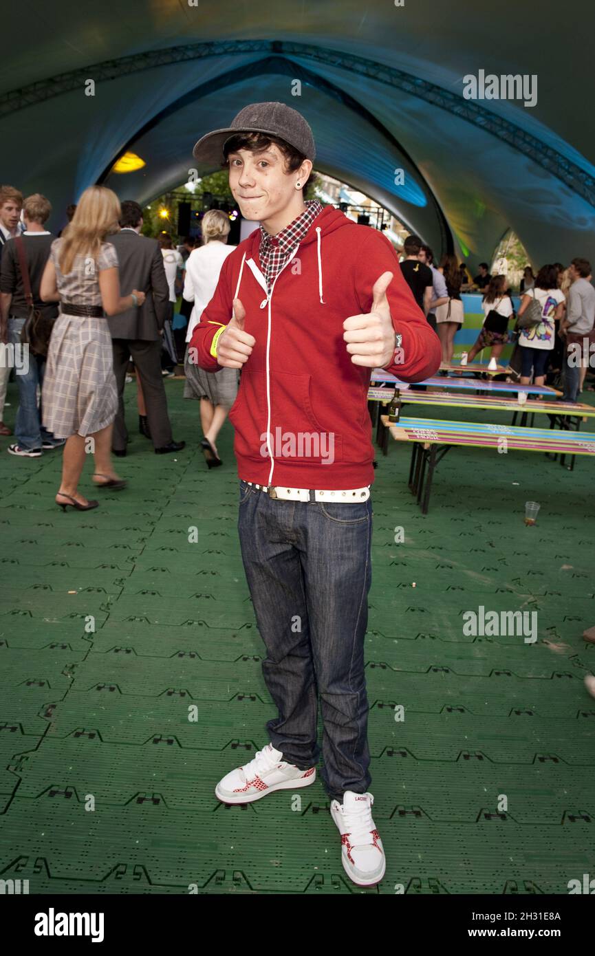 Lil chris hi-res stock photography and images - Alamy