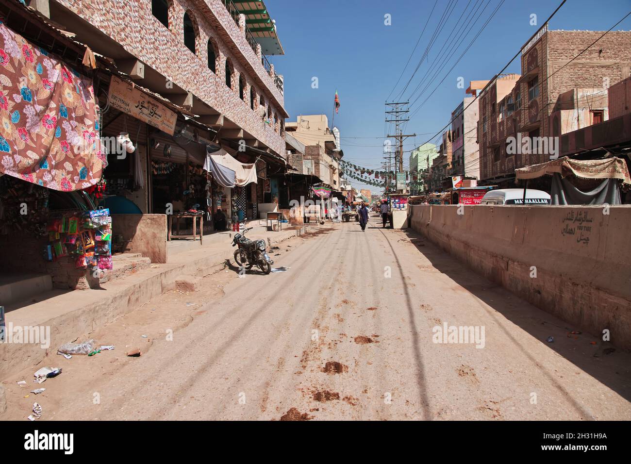 The street in Sehwan Sharif, Pakistan Stock Photo - Alamy