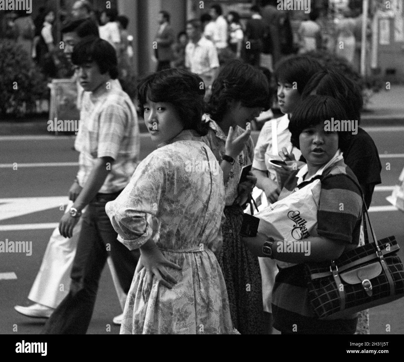 Street tokyo 70s hi-res stock photography and images - Alamy