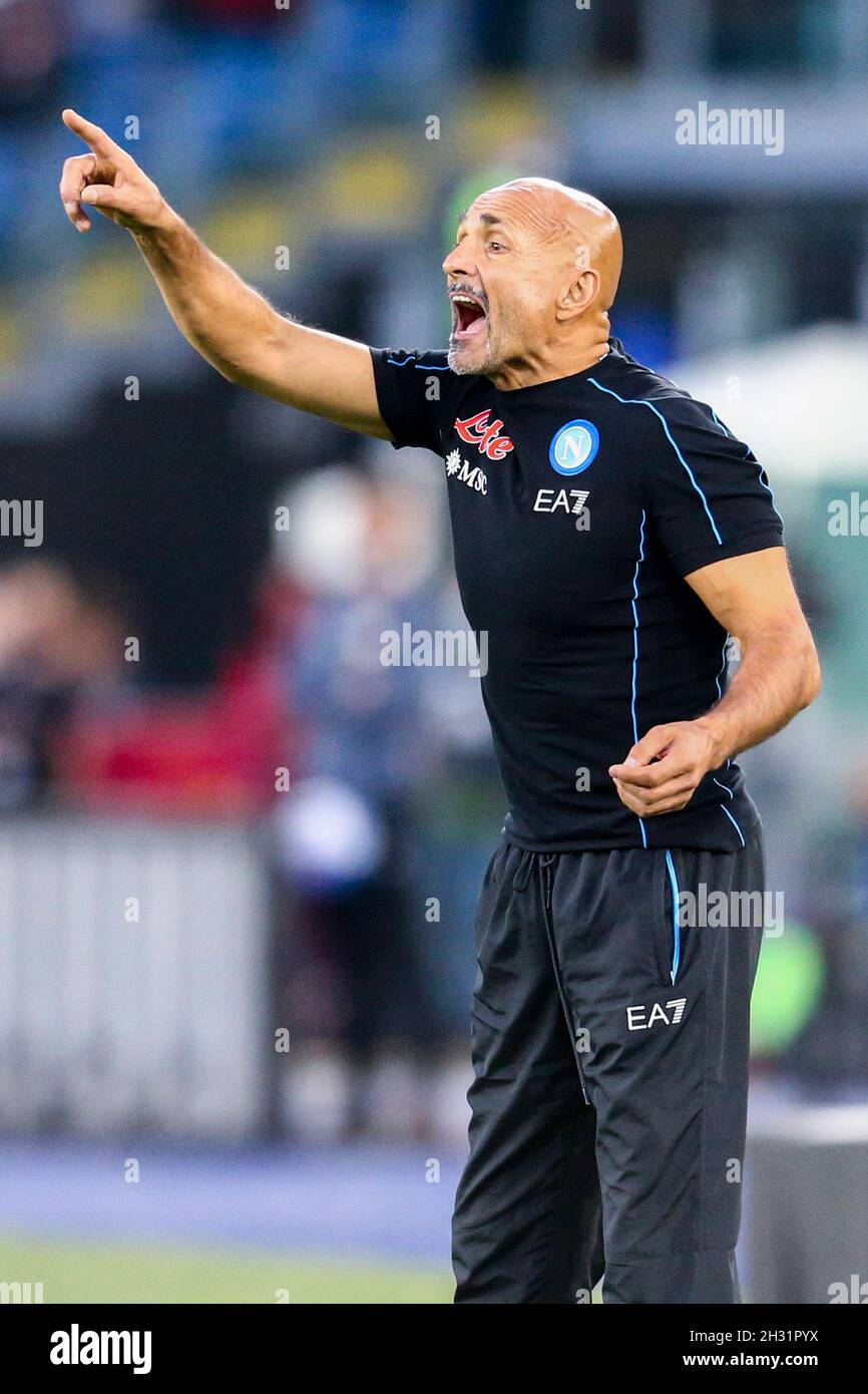 SSC Napoli's Italian coach Luciano Spalletti gesticulate during the ...
