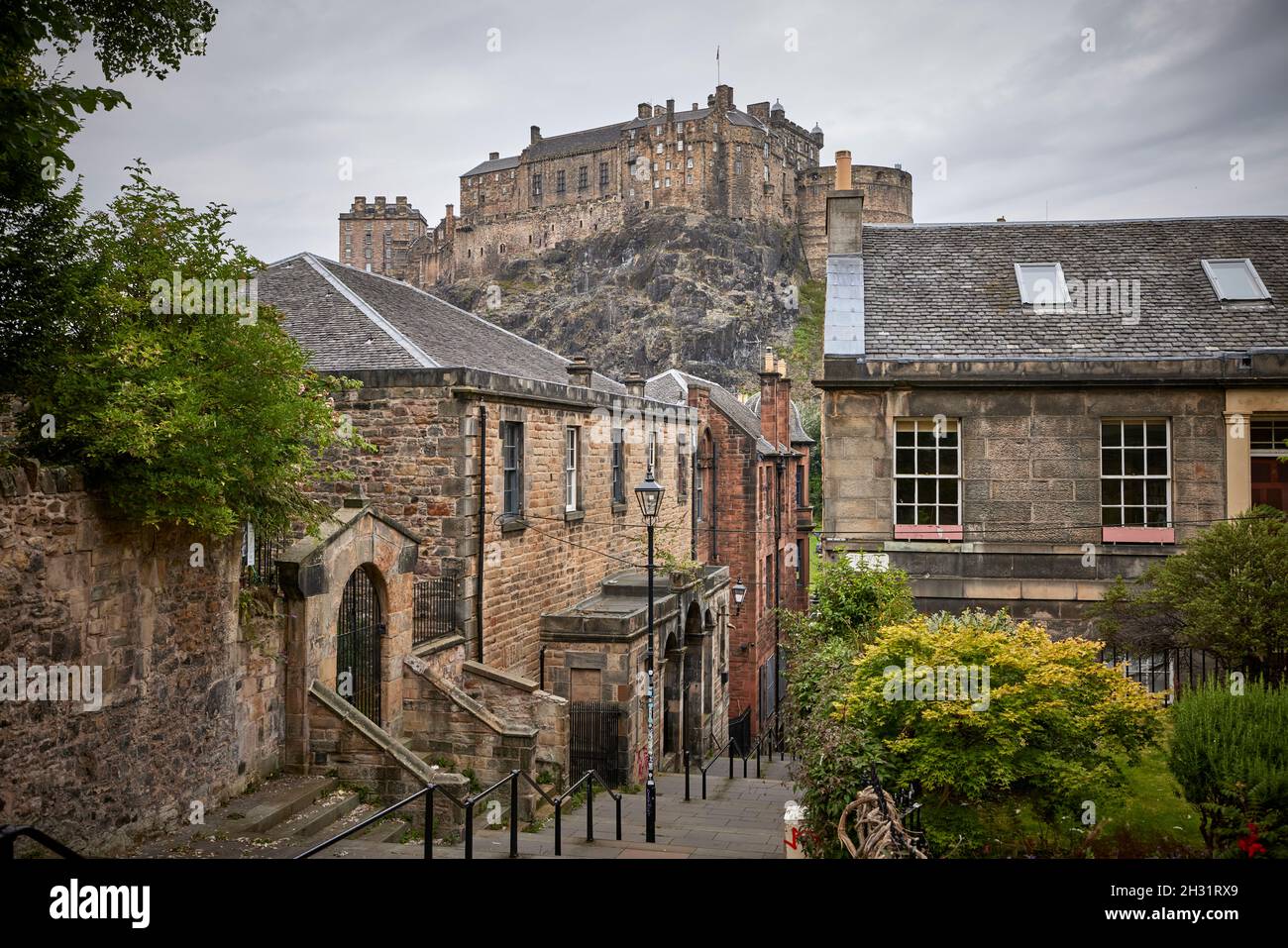 Edinburgh, Scotland, Heriot Bridge landmark view of the castle Stock ...