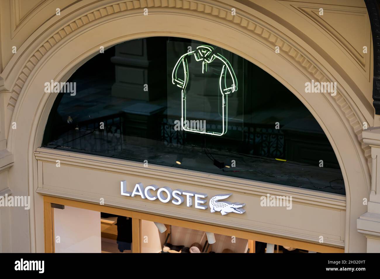 Lacoste label hi-res stock photography and images - Alamy