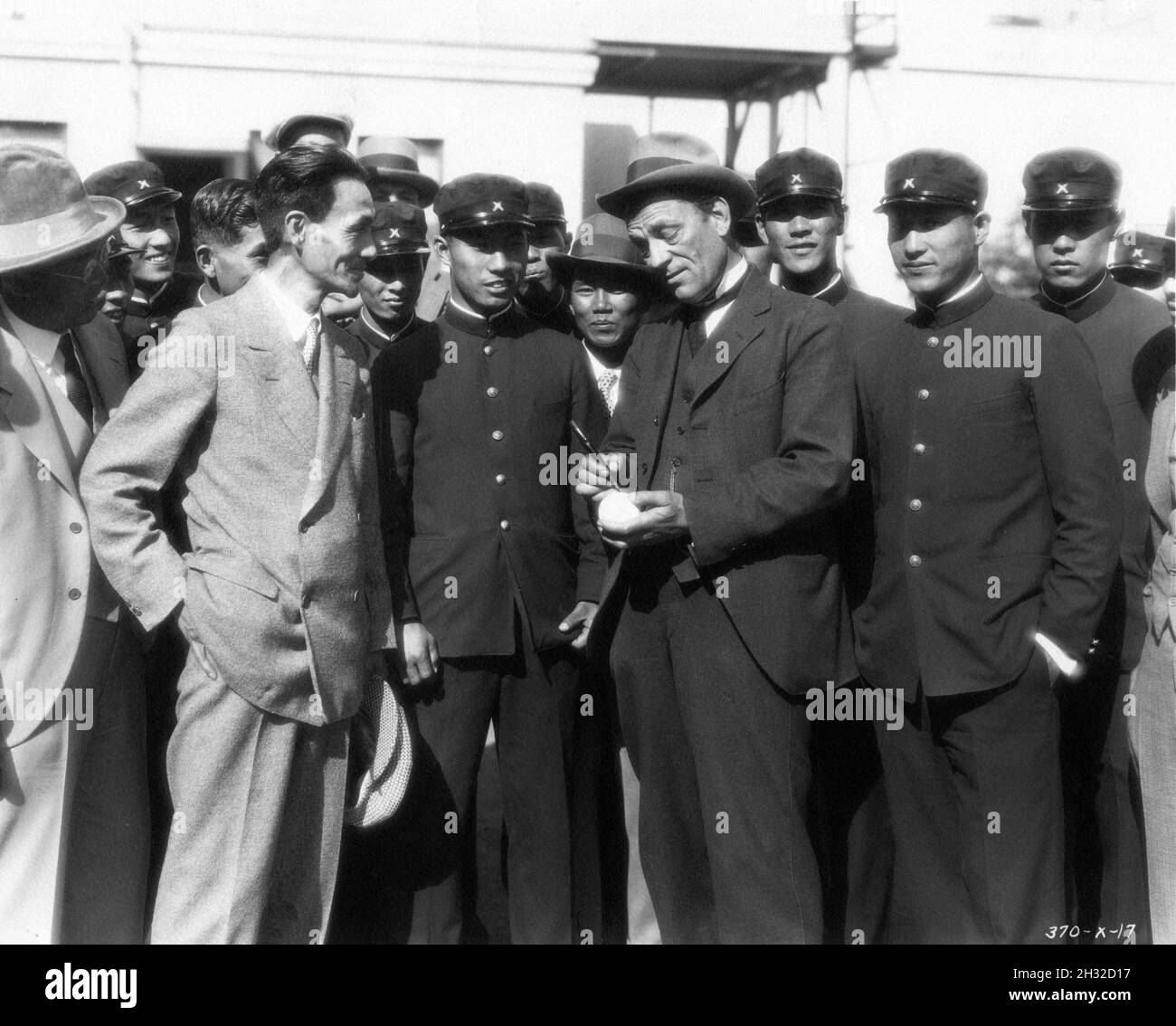 LON CHANEY on set candid with Visiting Japanese Military Men during ...