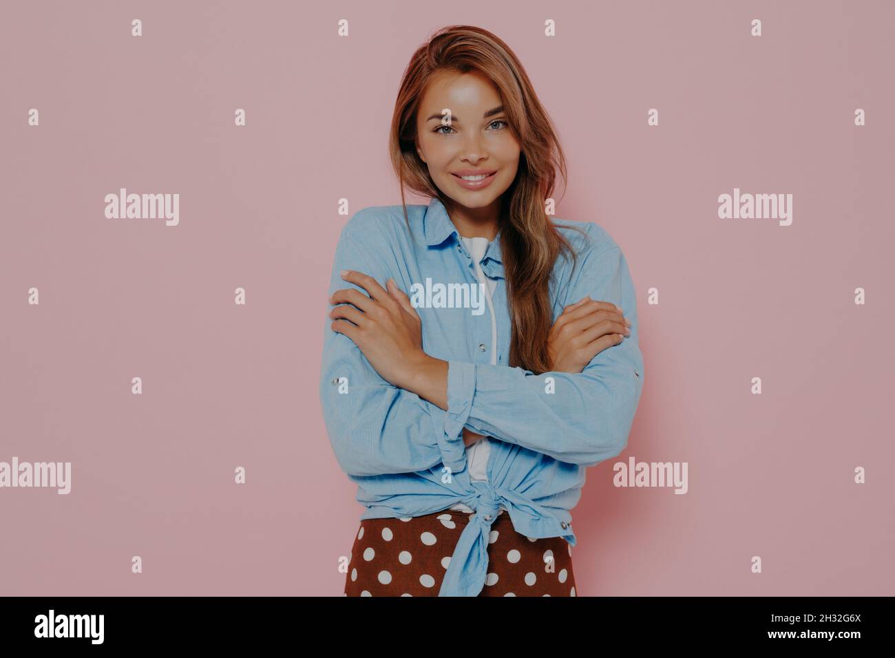 Woman hugging herself hi-res stock photography and images - Alamy