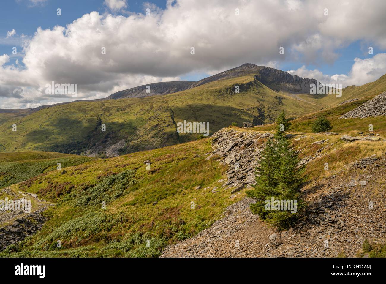 Tips in the Prince of Wales slate quarry Cwm Pennant on the edge of ...