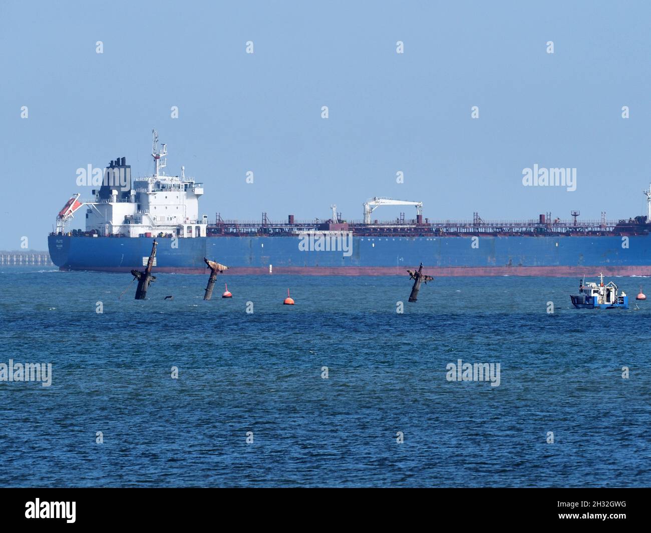 Sheerness, Kent, UK. 25th Oct, 2021. Shipwreck SS Richard Montgomery ...