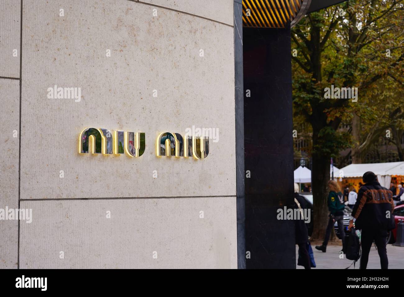 Miu miu retail store hi-res stock photography and images - Alamy
