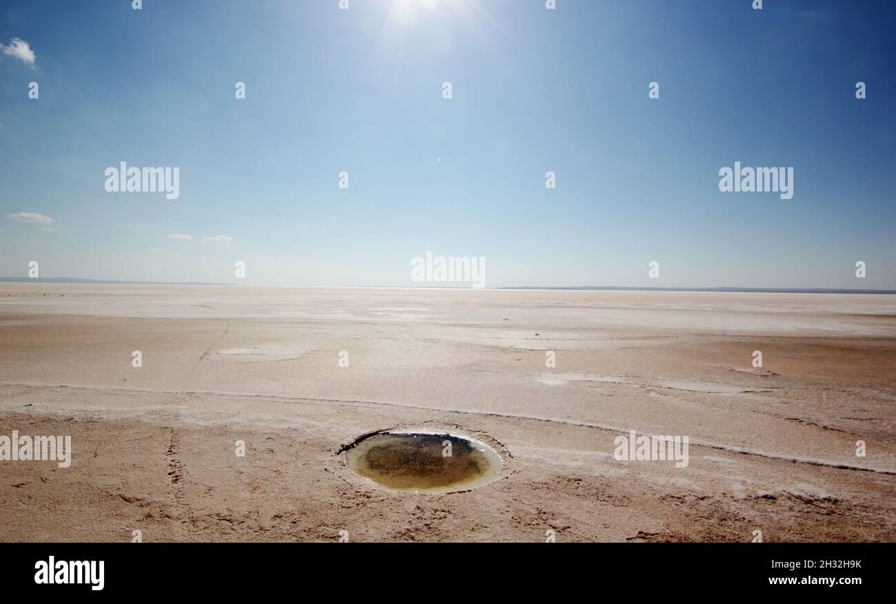 Tuz Golu Turkey. Salt Lake. White salt water Stock Photo - Alamy