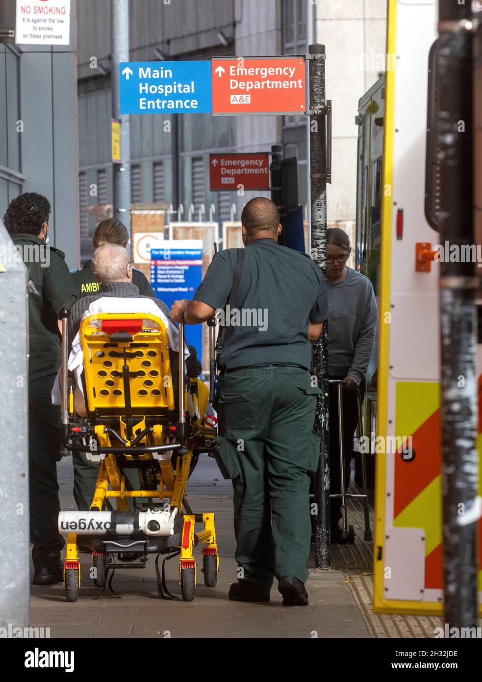 Nhs backlog hi-res stock photography and images - Alamy