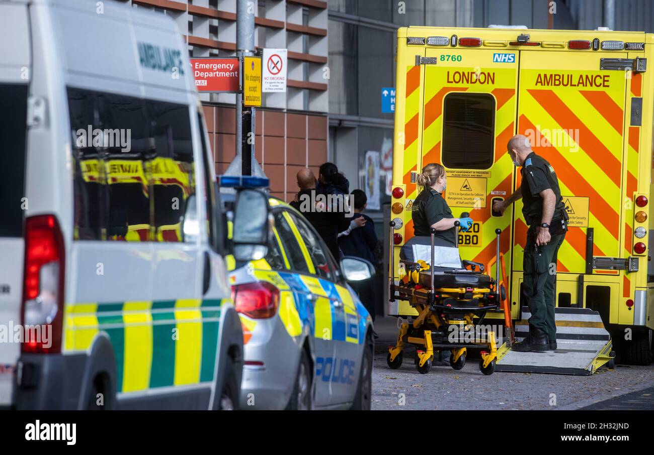Nhs backlog hi-res stock photography and images - Alamy