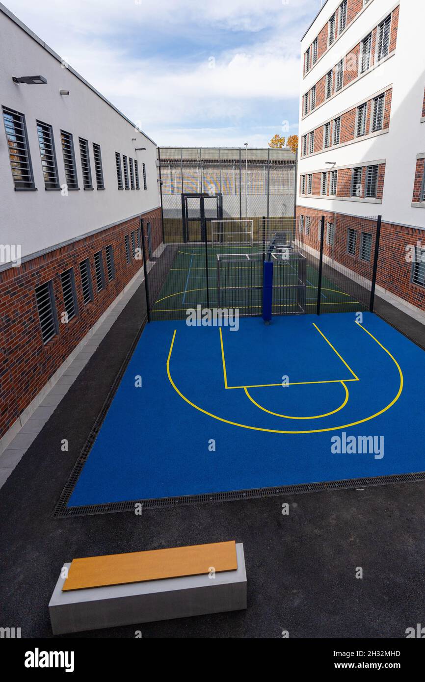 Detention basketball court hi-res stock photography and images - Alamy