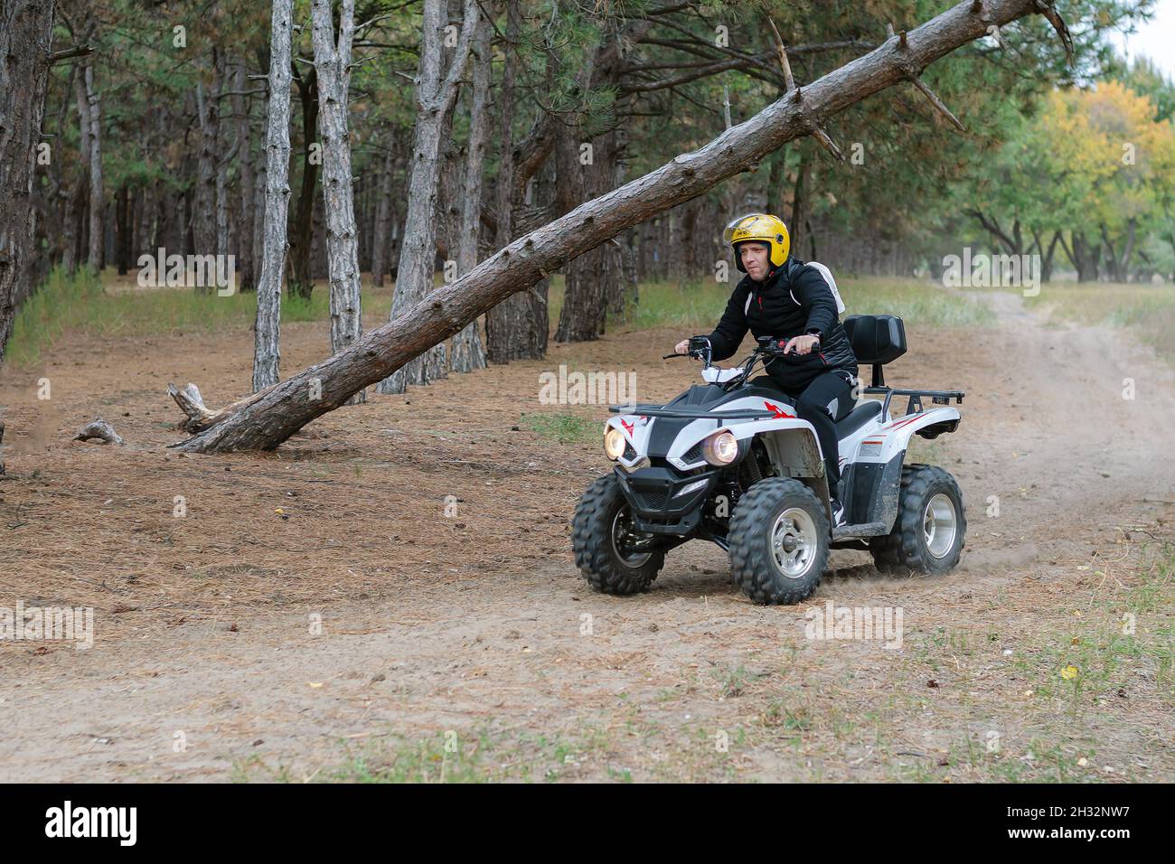 Falling off a bike hi-res stock photography and images - Alamy