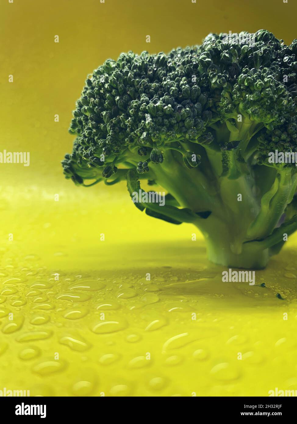Broccoli on the table for healthy eating Stock Photo - Alamy