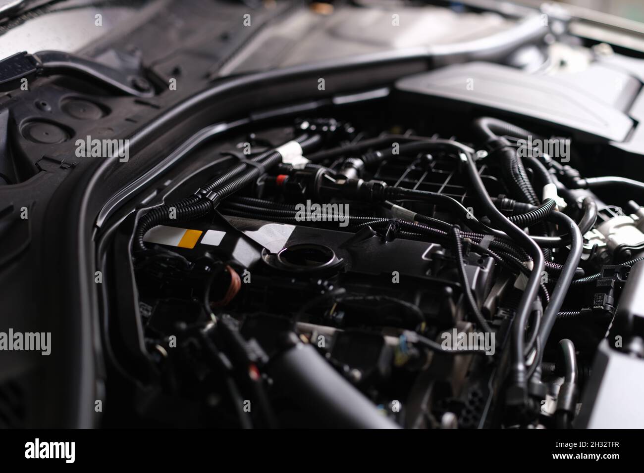 Changing the oil in the engine of the car, parts under the hood Stock ...