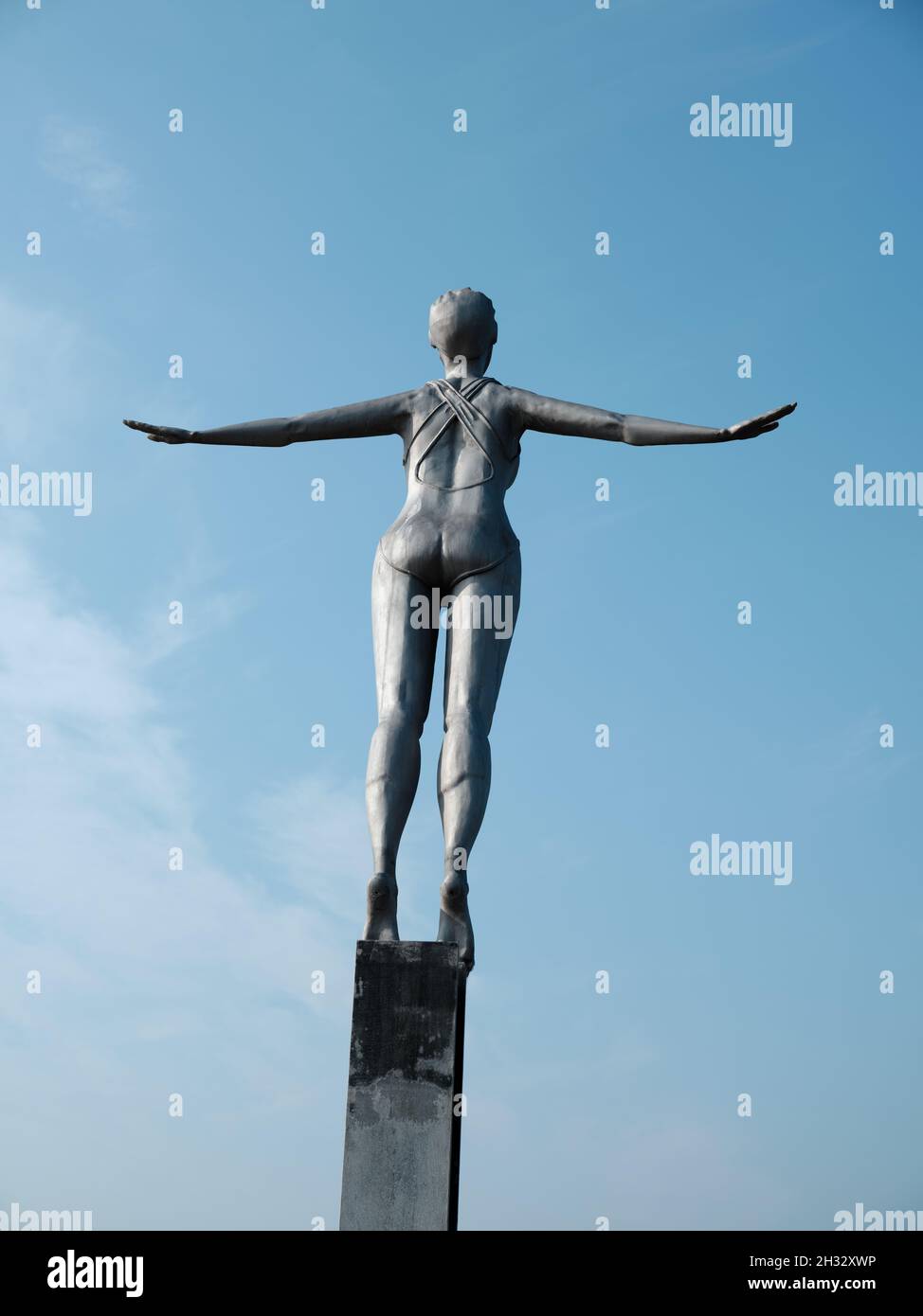 Victorian diving woman hi-res stock photography and images - Alamy