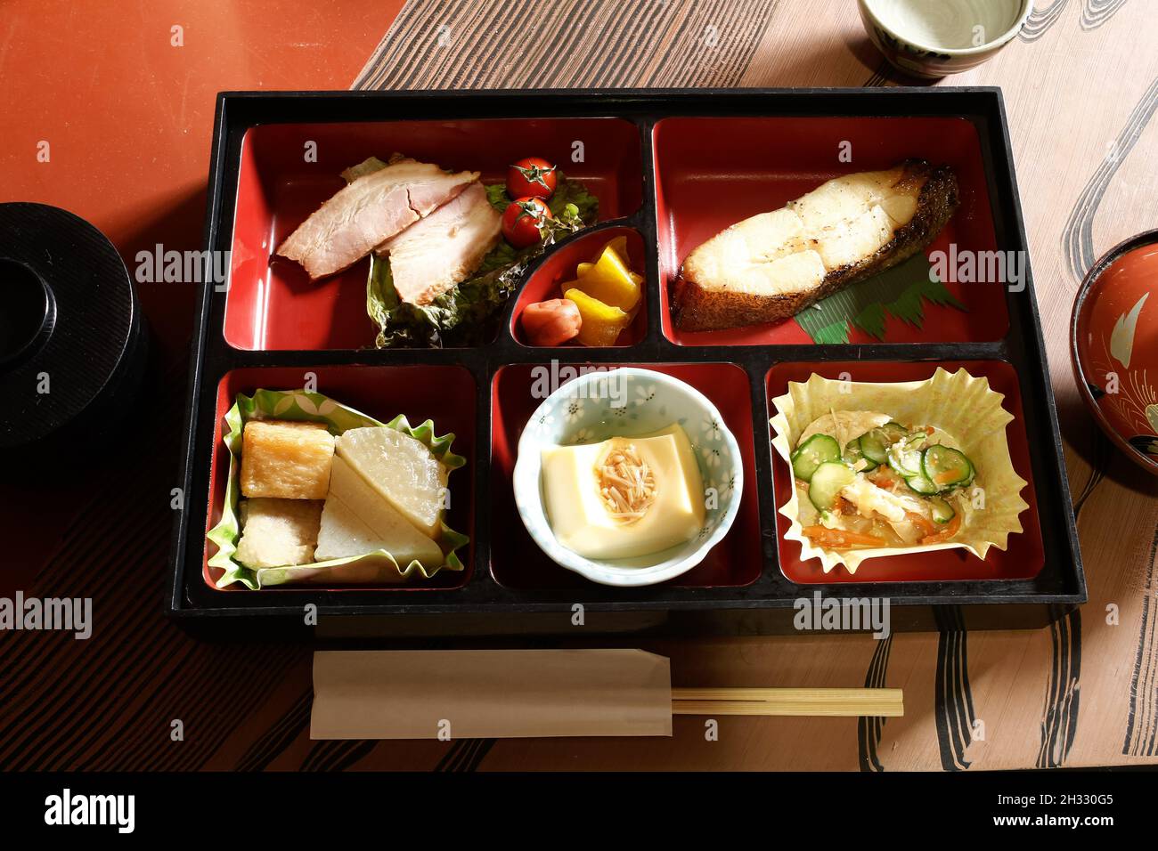 shibu onsen, nagano, japan, 2021-23-10 , Meal at a traditional Ryokan ...