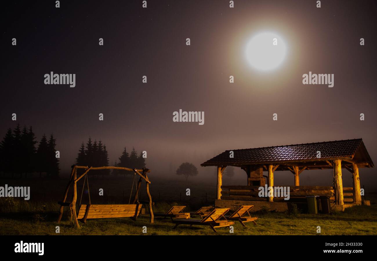Full moon mountain hut hi-res stock photography and images - Alamy