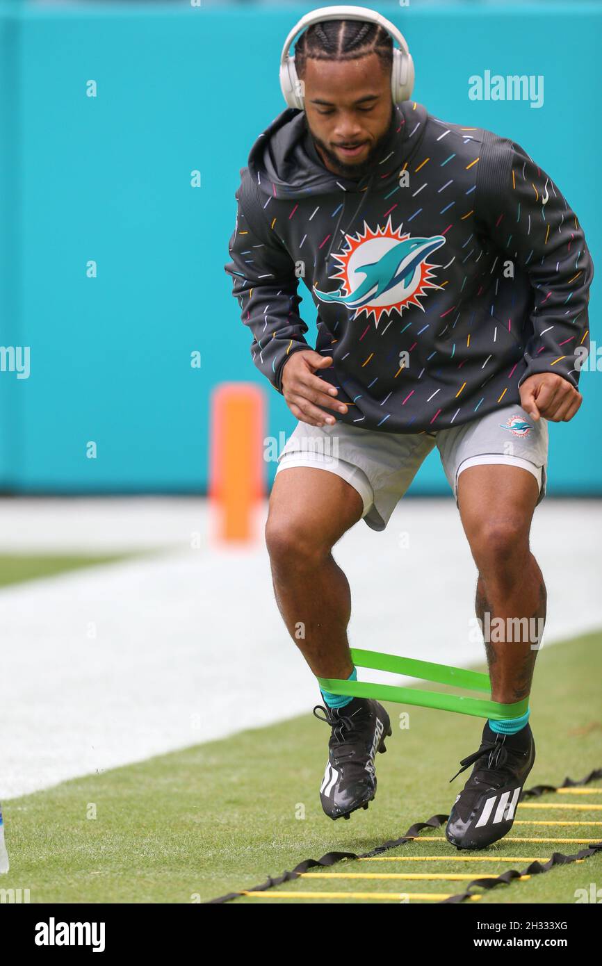 Sunday, October 24, 2021; Miami Gardens, FL USA; Miami Dolphins free ...