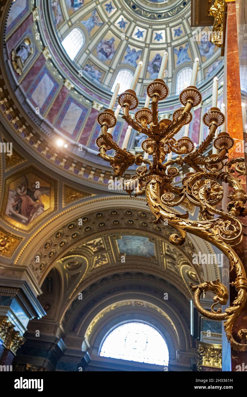 The largest famous cathedral in Hungary,St. Stephen's Basilica in ...