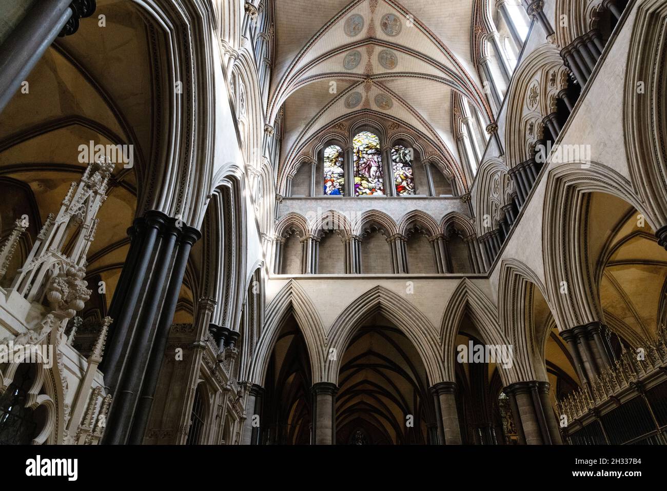 Gothic architecture interior hi-res stock photography and images - Alamy