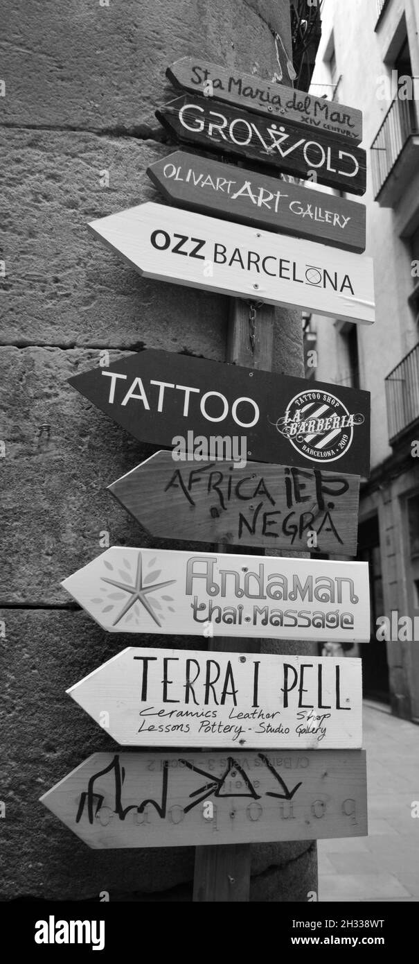 Backstreet sign Black and White Stock Photos & Images - Alamy