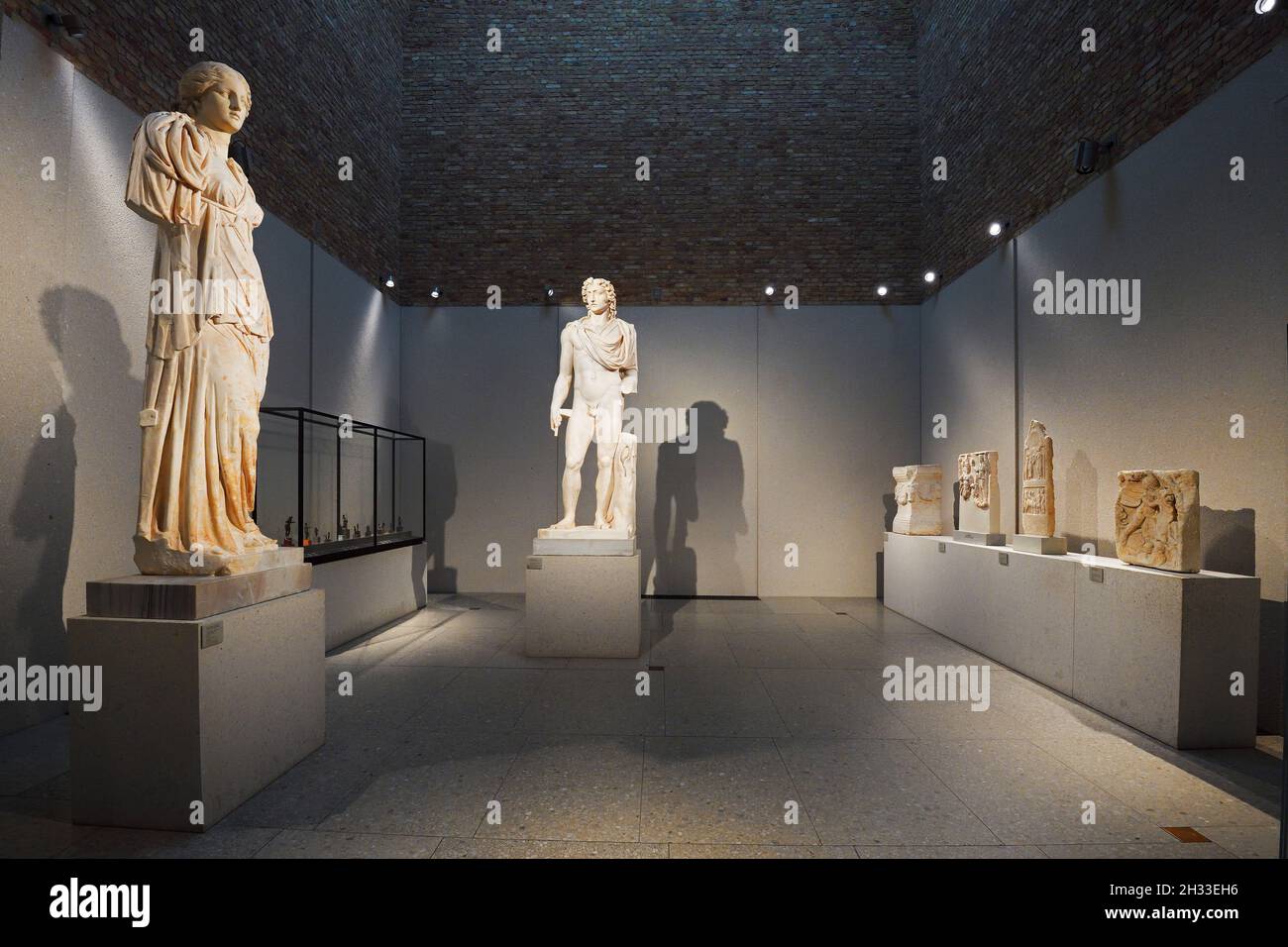 Exponate und Vitrinen, Ausstellungsräume , Neues Museum, Museumsinsel ...