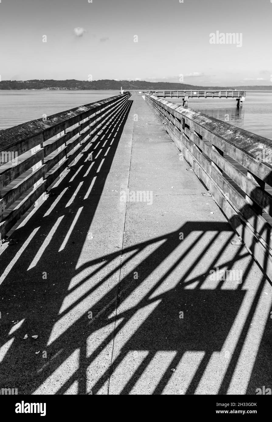 An empty pier at Dash Point, Washington Stock Photo - Alamy