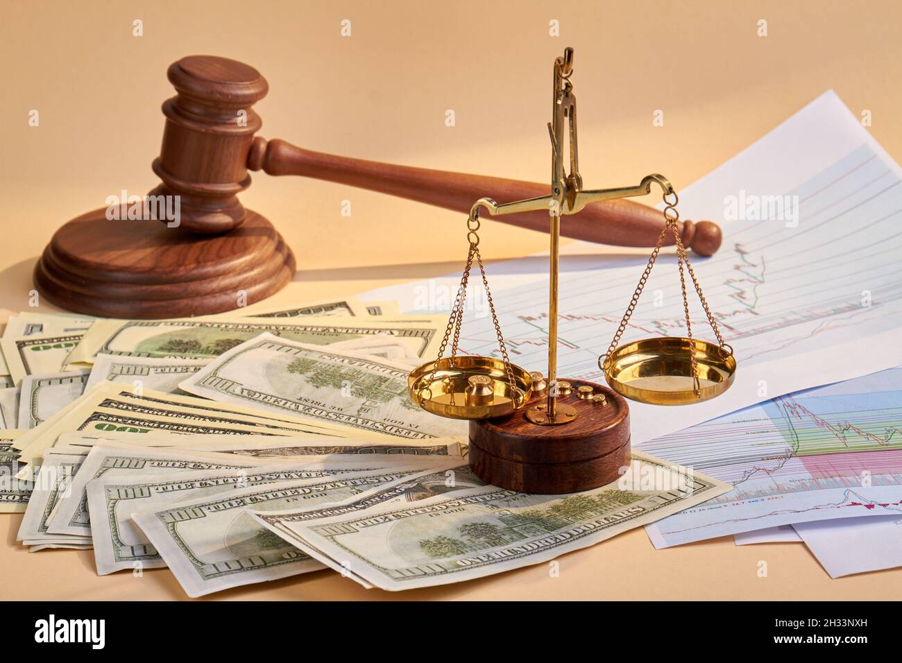Justice scales money hi-res stock photography and images - Alamy