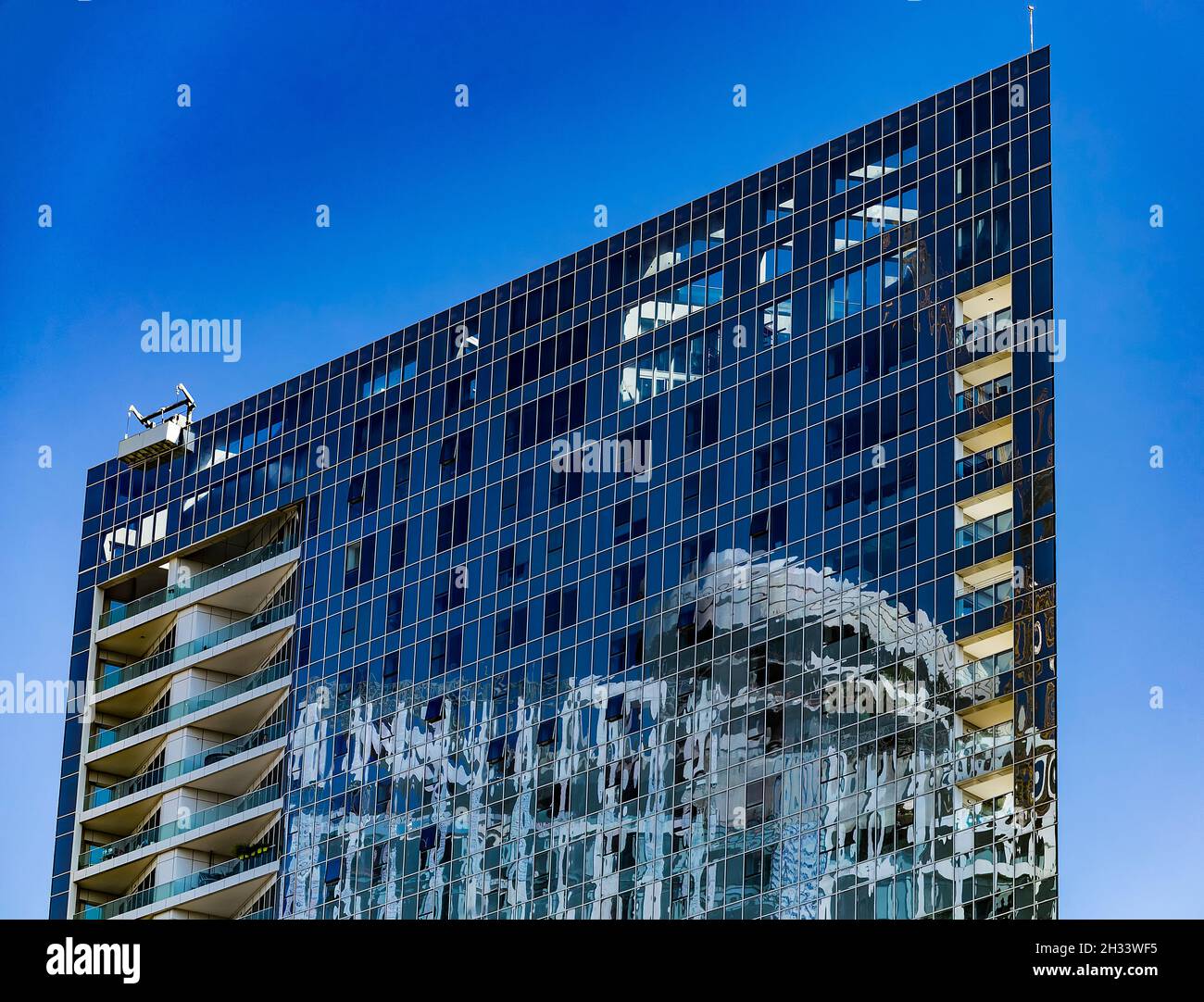 Acute angle hi-res stock photography and images - Alamy