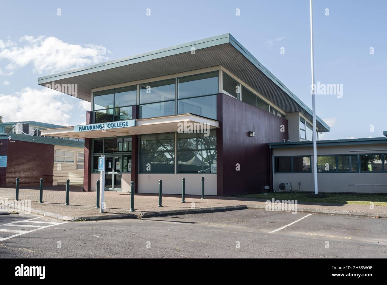 City town new zealand school hi-res stock photography and images - Alamy