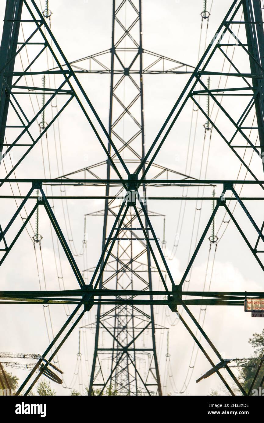 Line national grid electricity pylons hi-res stock photography and ...