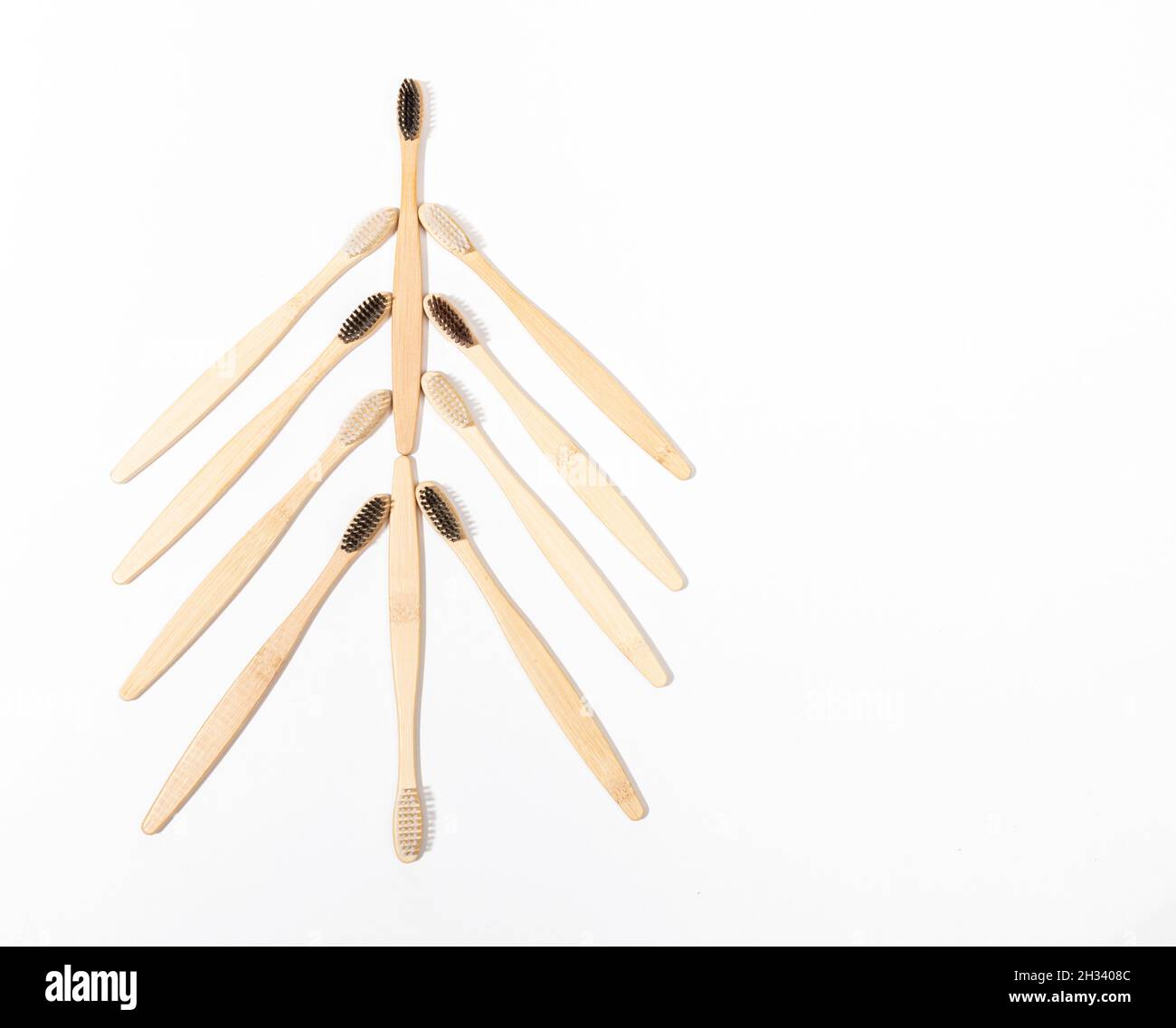 Eco friendly natural bamboo toothbrushes for dental care, personal ...