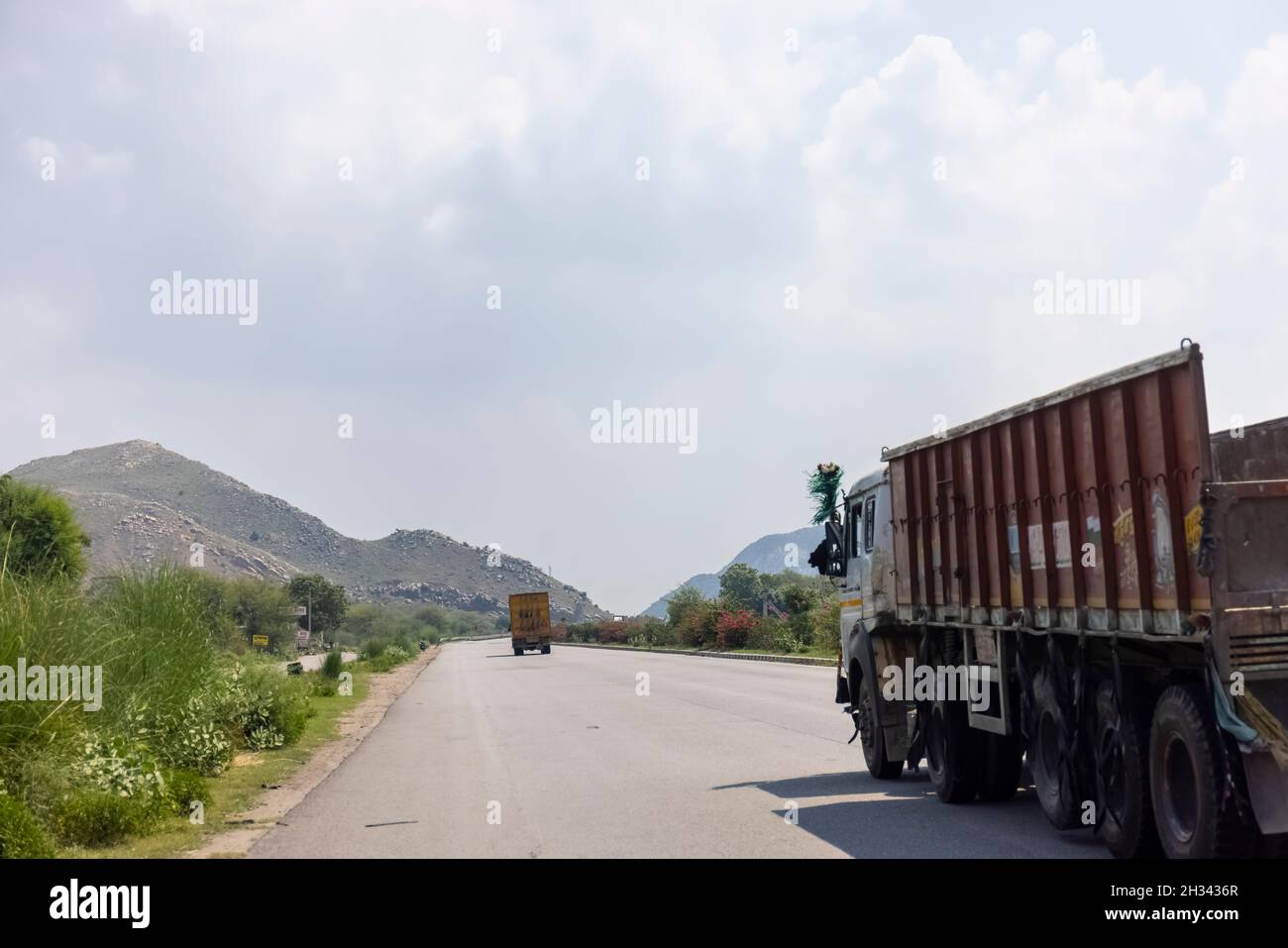 Jodhpur, India - July 2021: Indian National Highway, Landscape of ...