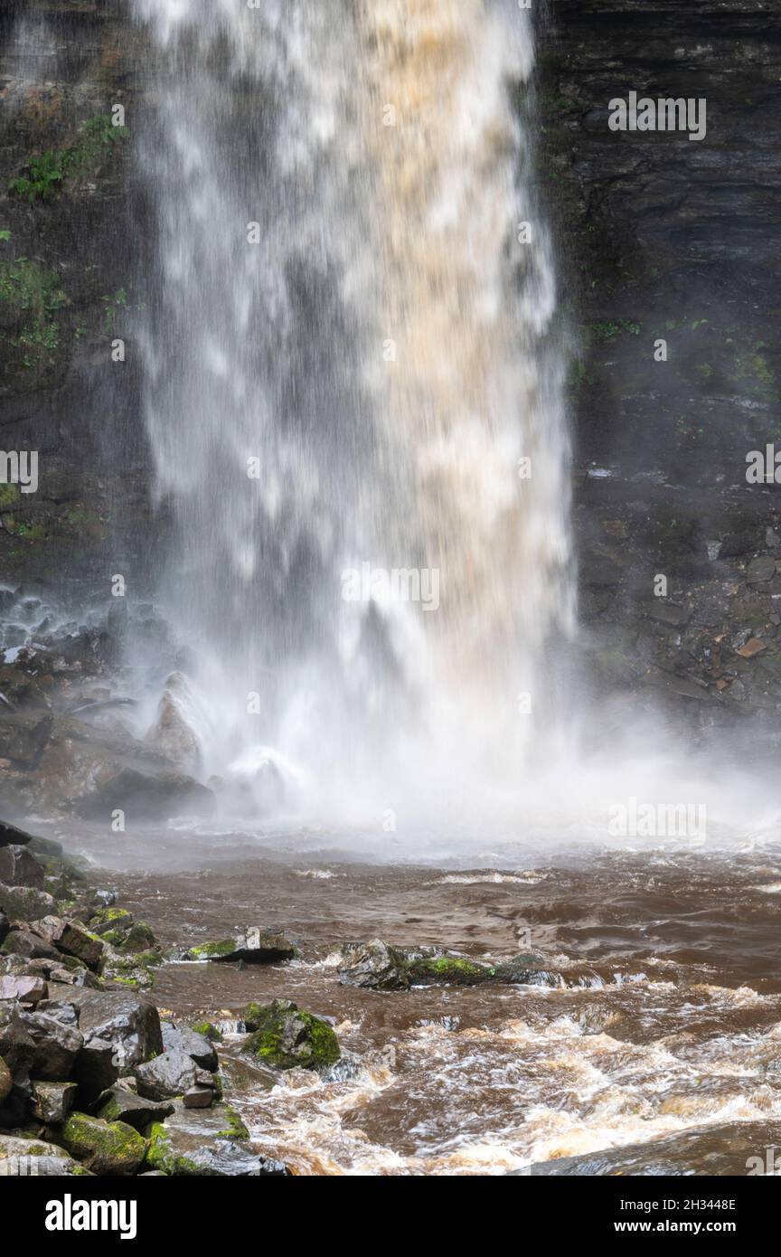 English waterfall hi-res stock photography and images - Alamy