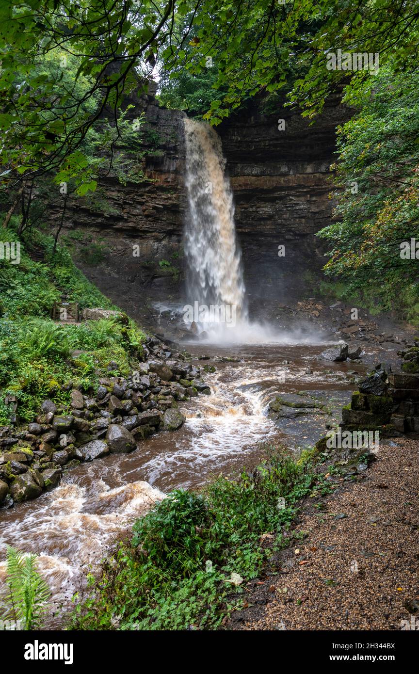 Hardraw Scaur Waterfall (England’s highest single-drop waterfall) at ...
