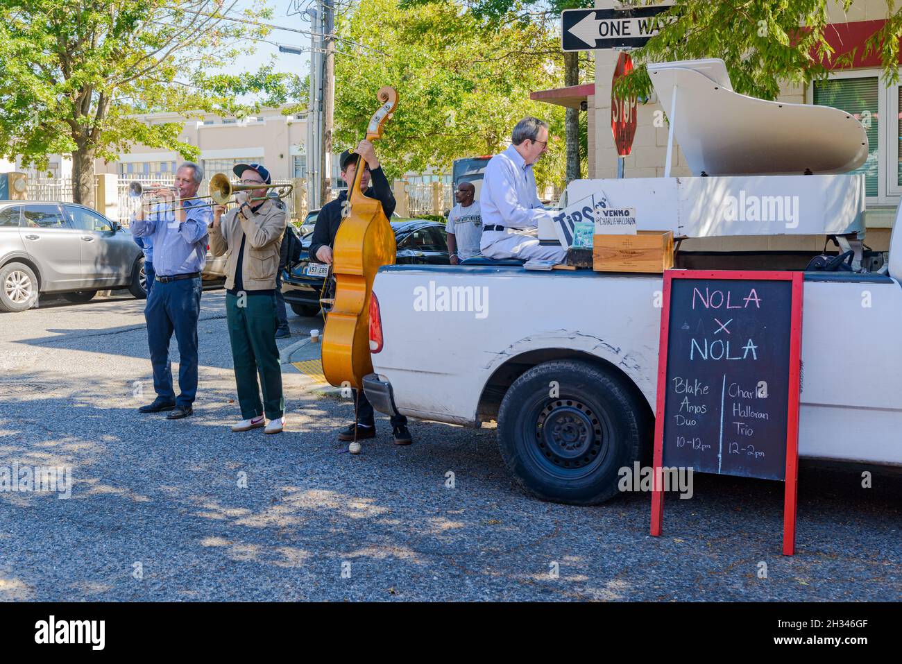 Charlie halloran trio hi-res stock photography and images - Alamy