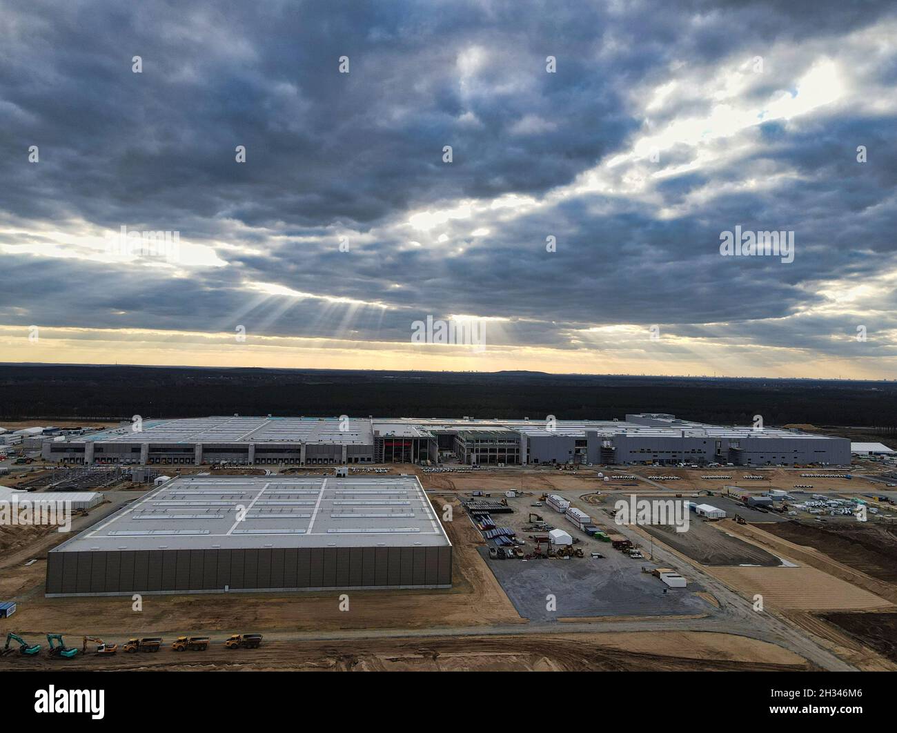 Tesla gigafactory in Germany during construction Stock Photo - Alamy
