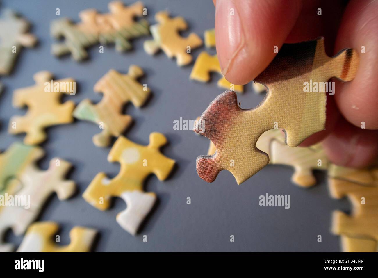 Jig saw pieces hi-res stock photography and images - Alamy