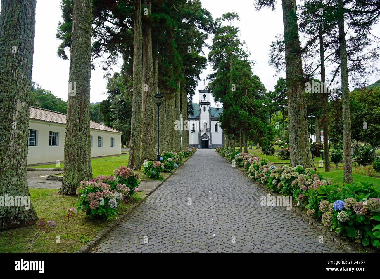 alley to a small chapel on the azores islands Stock Photo - Alamy
