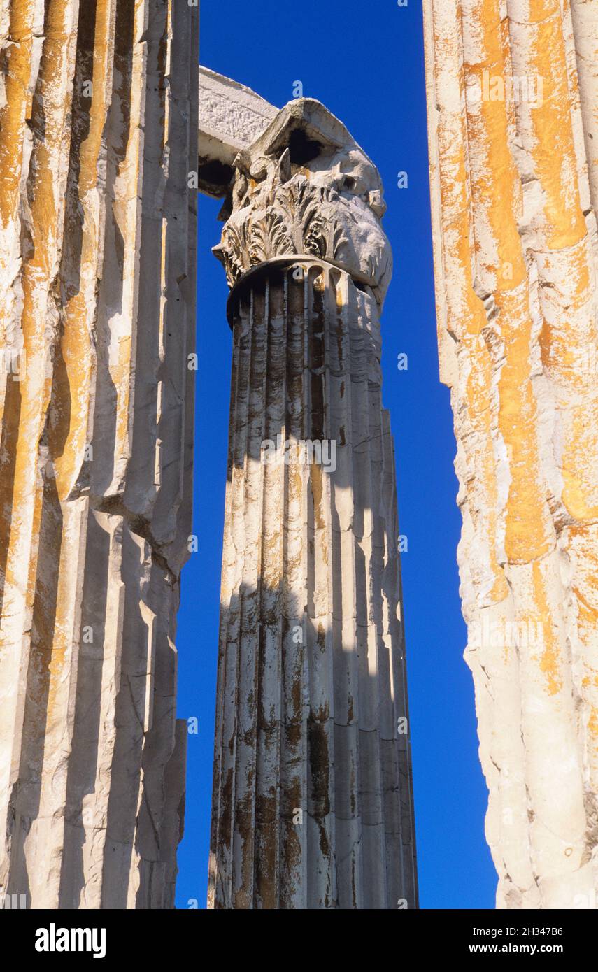 Corinthian temples hi-res stock photography and images - Alamy