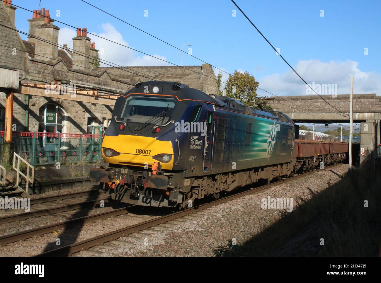 Coalfish wagons hi-res stock photography and images - Alamy