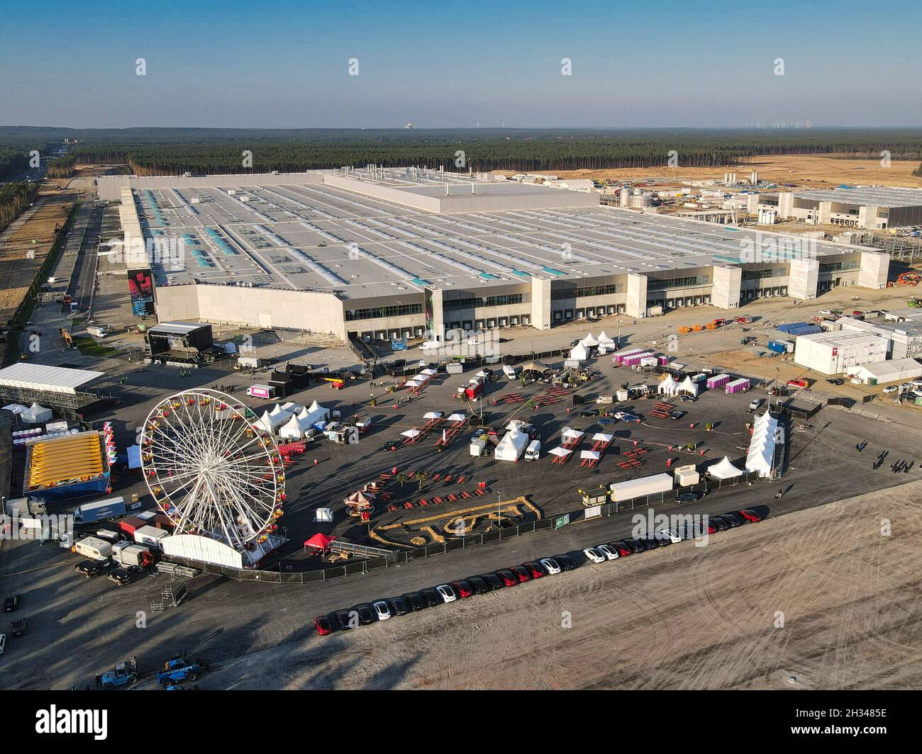 Tesla gigafactory in Germany during construction Stock Photo - Alamy
