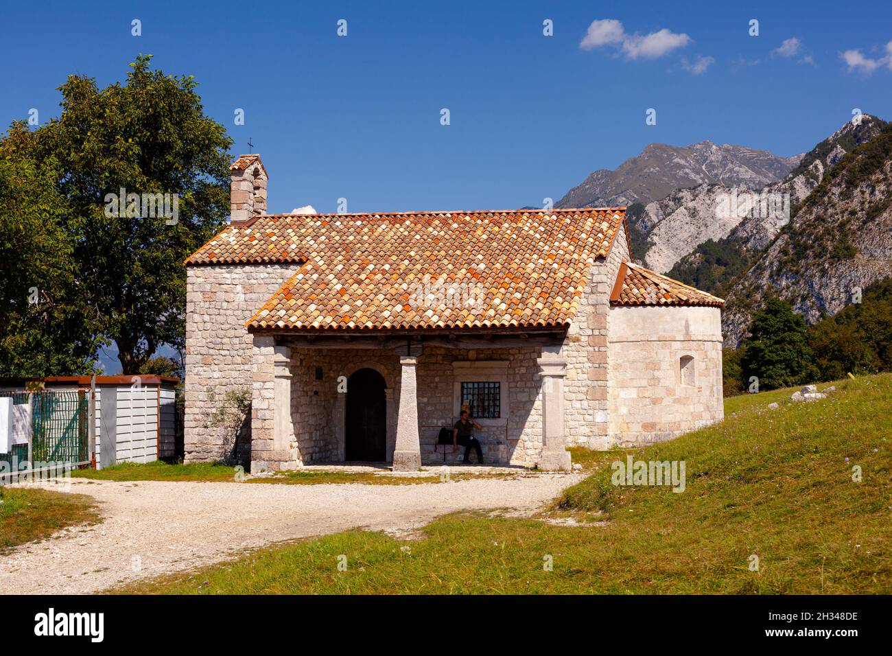 Twelfth century hi-res stock photography and images - Alamy