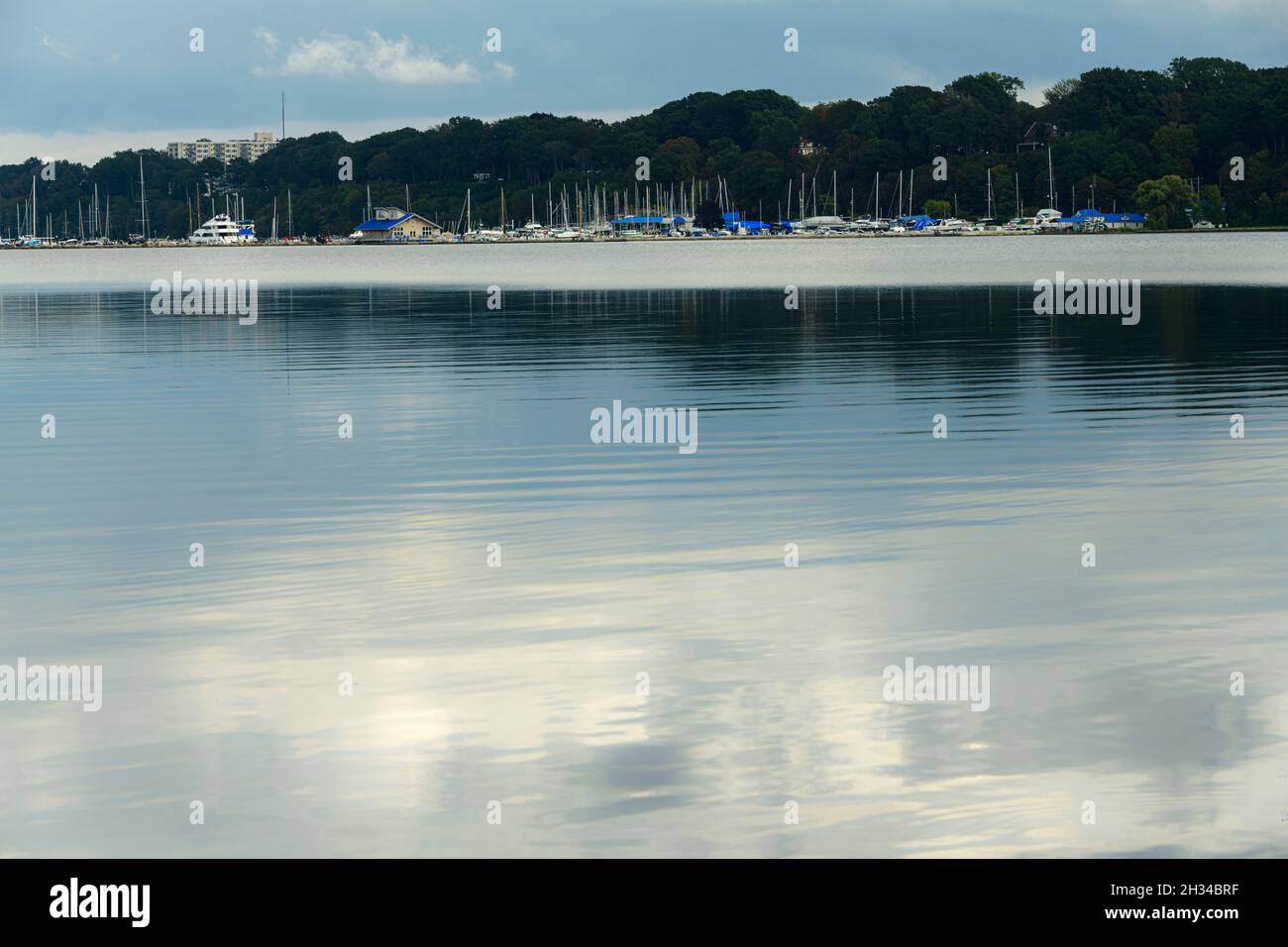 Erie pennsylvania presque isle bay hi-res stock photography and images ...