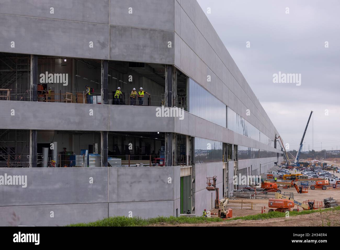 Tesla gigafactory austin hi-res stock photography and images - Alamy
